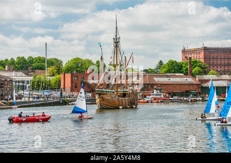The Matthew replica of the ship used by John Cabot to sail to ...