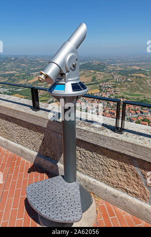 Coin Operated Tourist Telescope . Long Distance Tourist Viewing ...