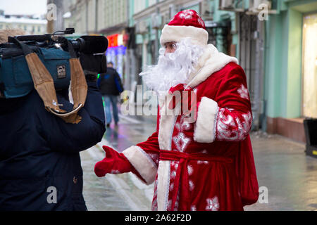 Father Frost (Russian Ded Moroz) figurine on traditional 2019 New Year ...
