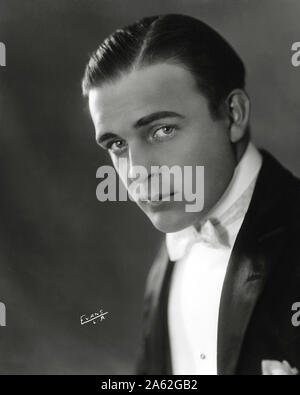 Silent Movie Star WALLACE REID circa 1920 Portrait with Golf Clubs ...