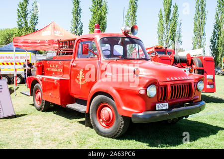 Restored Vintage Bedford Fire Brigade Engine Stock Photo - Alamy
