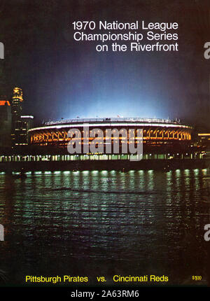 The baseball game between the Pittsburgh Pirates and the Houston Astros ...