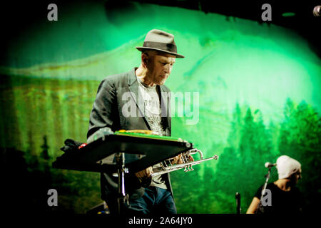 Xan McCurdy of the american alternative rock band Cake perform live at ...