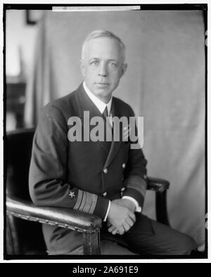 Harry E Yarnell Stock Photo - Alamy