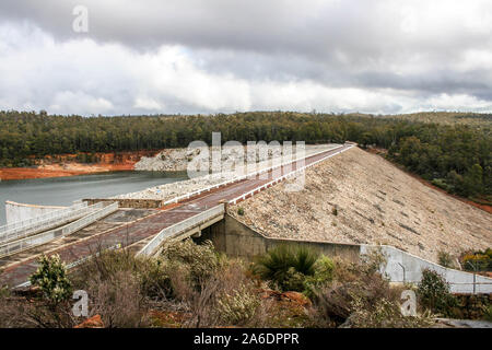 The Serpentine Dam is one of the major water supply dams for Perth ...
