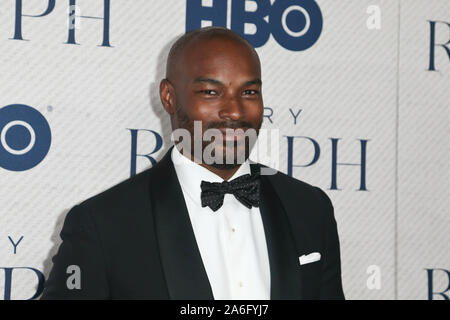 Tyson Beckford attends The Metropolitan Museum of Art's Costume ...