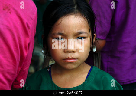 Children from the ethnic Murong (also Mro or Mru) community. Lama ...
