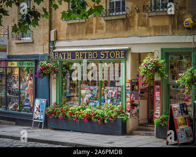 Bath Retro Store. Bath, Somerset, UK Stock Photo - Alamy