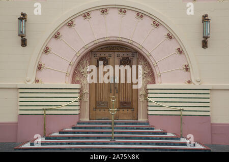 The ASB bank building, art deco architecture in Napier, New Zealand ...