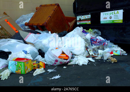 recycLA UWS Universal Waste Systems Inc. Container with garbage on the ...