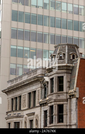 Sherbrooke Street in downtown Montreal, Quebec, Canada Stock Photo - Alamy