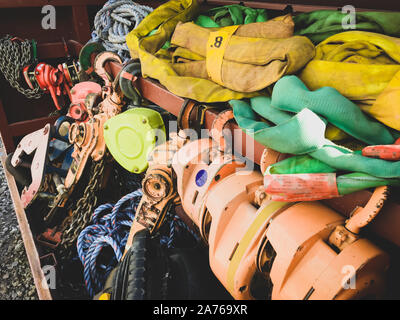 Storage steel box with ropes and chains for cranes Stock Photo - Alamy