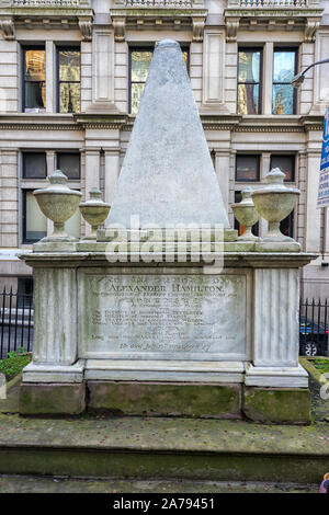 The grave of Alexander Hamilton in Trinity Church's cemetery in the ...
