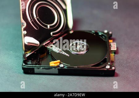 hard disk drive and read-write head Stock Photo: 76069656 - Alamy