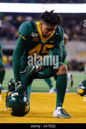 Baylor Bears linebacker Bryson Jackson (7) against the Texas State ...