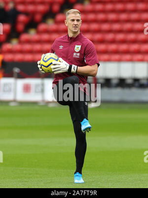 Burnley goalkeeper Joe Hart warms up ahead of the match Stock Photo - Alamy