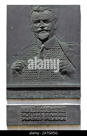 Památník Alfonse Muchy, Ivančice, Kraj Vysočina, Česka republika ...