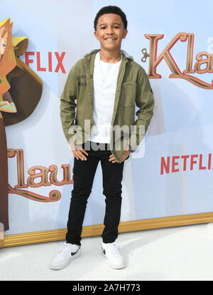 Cameron J. Wright at the "Klaus" Los Angeles Premiere held at the ...
