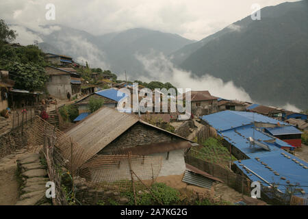 A general view of the Gurung village of Sikles, Himalayas, Nepal Stock ...