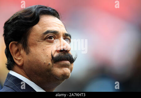 Jacksonville Jaguars owner Shahid Khan, left, and Jaguars' new head ...