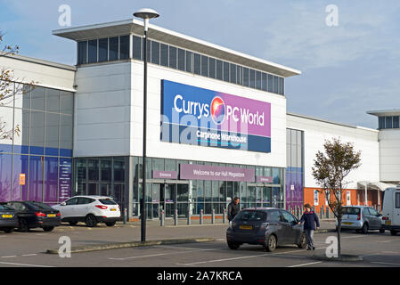 A Currys store on a retail park in Nottingham, England, U.K Stock Photo ...