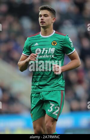 Wolverhampton Wanderers' Leander Dendoncker Stock Photo - Alamy
