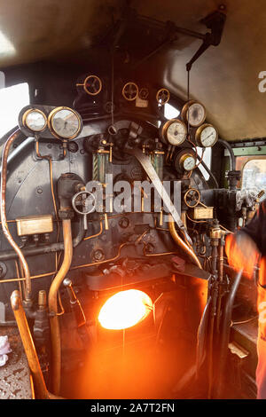 Steam engine and drivers Stock Photo - Alamy