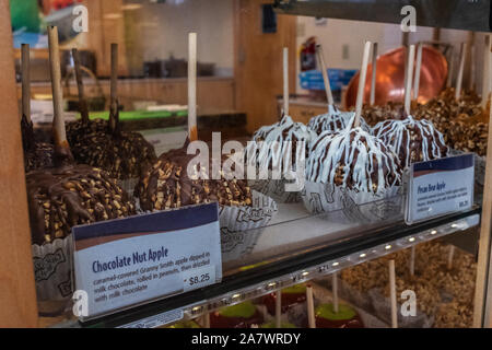 display of candy apples and other sweet treats Stock Photo - Alamy