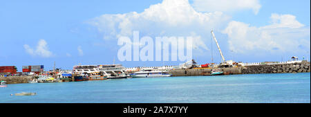 The port in Moroni, Comoros Stock Photo - Alamy