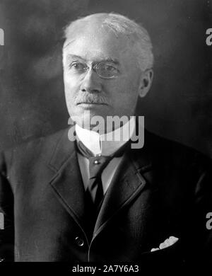 Sir Hugh Graham Stock Photo - Alamy