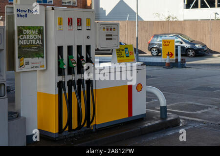 Shell Petrol Station forecourt with self service petrol pumps Stock ...