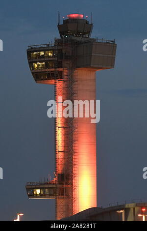 AIR TRAFFIC CONTROL TOWER KENNEDY AIRPORT NEW YORK CITY USA Stock Photo ...