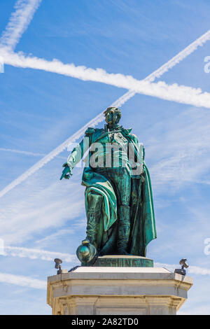 Statue in Nice in France Stock Photo - Alamy