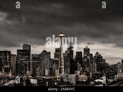 Cloudy/stormy Seattle skyline Stock Photo - Alamy