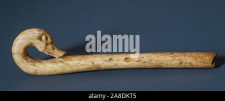 Roman needle, bone, 3rd century, Can Rafart. Museum: MUSEO DE MATARÓ ...