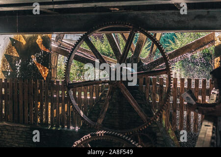 WATER WHEEL MECHANISMS Stock Photo - Alamy