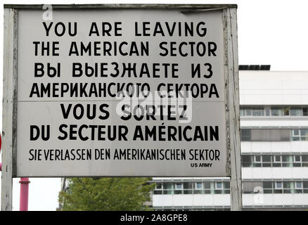 Traffic sign at the German-French border: Zoll - Douane. [automated ...