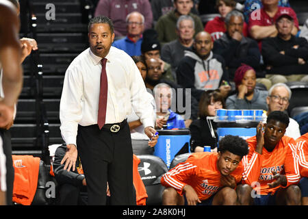 Morgan State head coach Kevin Broadus reacts during the second half of ...