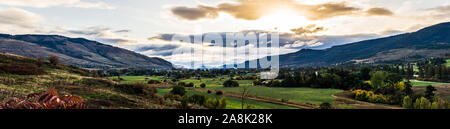 Coldstream Valley British Columbia Sunrise Stock Photo - Alamy