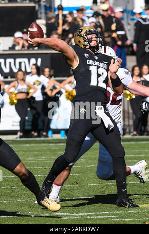 Colorado Buffaloes quarterback Steven Montez (12) in the first quarter ...
