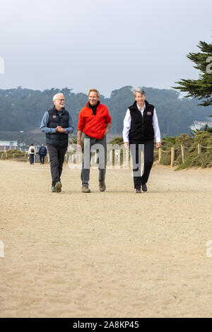 San Francisco, California, USA. 6th Oct, 2002. St. Louis Rams ...