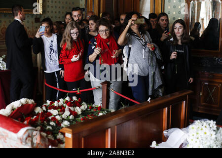 Ataturk's death bed,Dolmabahce Palace,Istanbul,Turkey Stock Photo - Alamy