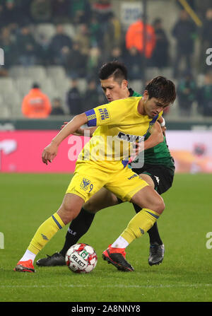 BRUGGE, BELGIUM - NOVEMBER 09: Naomichi Ueda of Cercle in action during the Jupiler Pro League ...