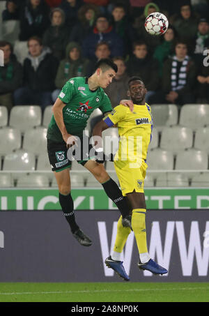 BRUGGE, BELGIUM - NOVEMBER 09: Naomichi Ueda of Cercle in action during the Jupiler Pro League ...