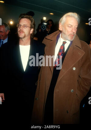DONALD SUTHERLAND in OUTBREAK (1995), directed by WOLFGANG PETERSEN ...