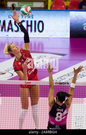 karsta lowe (uyba unet e-work busto arsizio) during Italian Volleyball ...