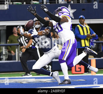 Dallas Cowboys wide receiver Amari Cooper (19) makes a reception in ...