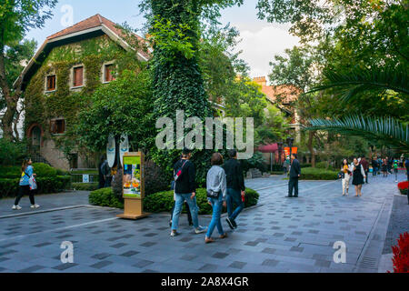 teenagers, Old City, Shanghai, China, 1980 Stock Photo - Alamy