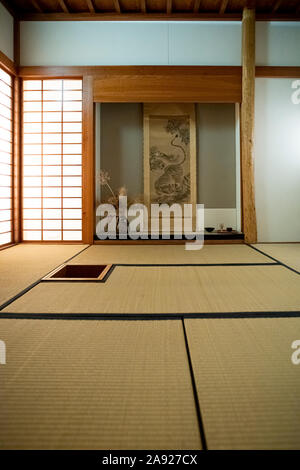 Reconstruction of a Japanese traditional tea room interior - minimal ...