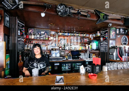 Rainbow Bar and Grill, legendary restaurant and bar on the Sunset Strip ...